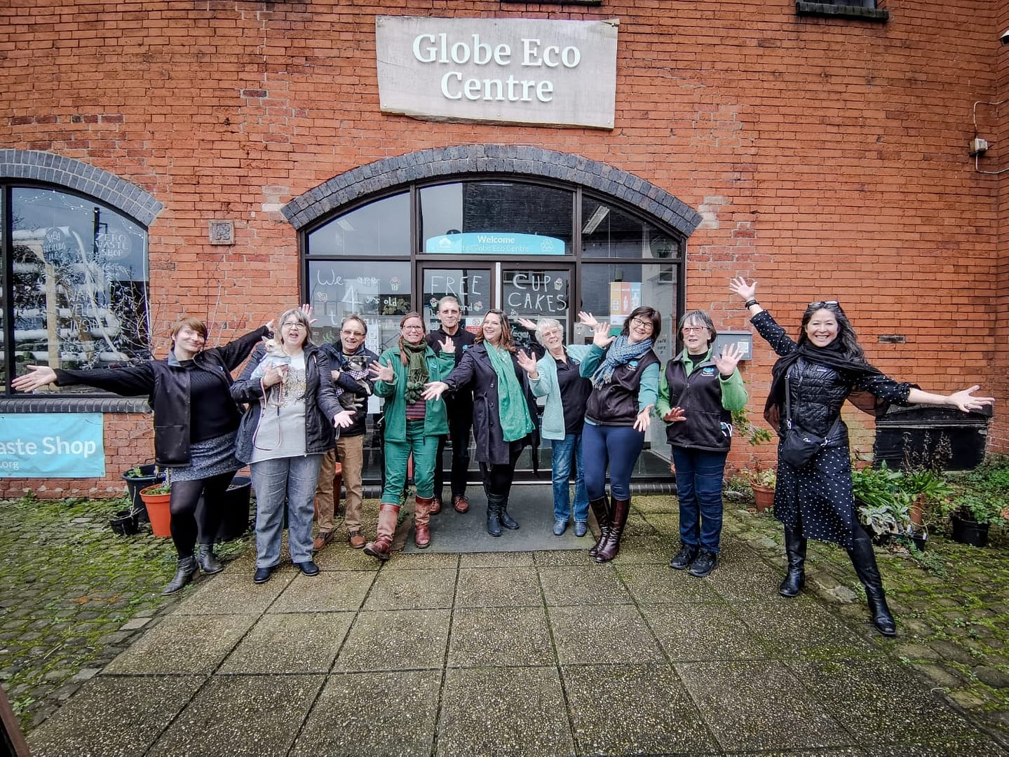 Volunteer Programme – The Globe Group